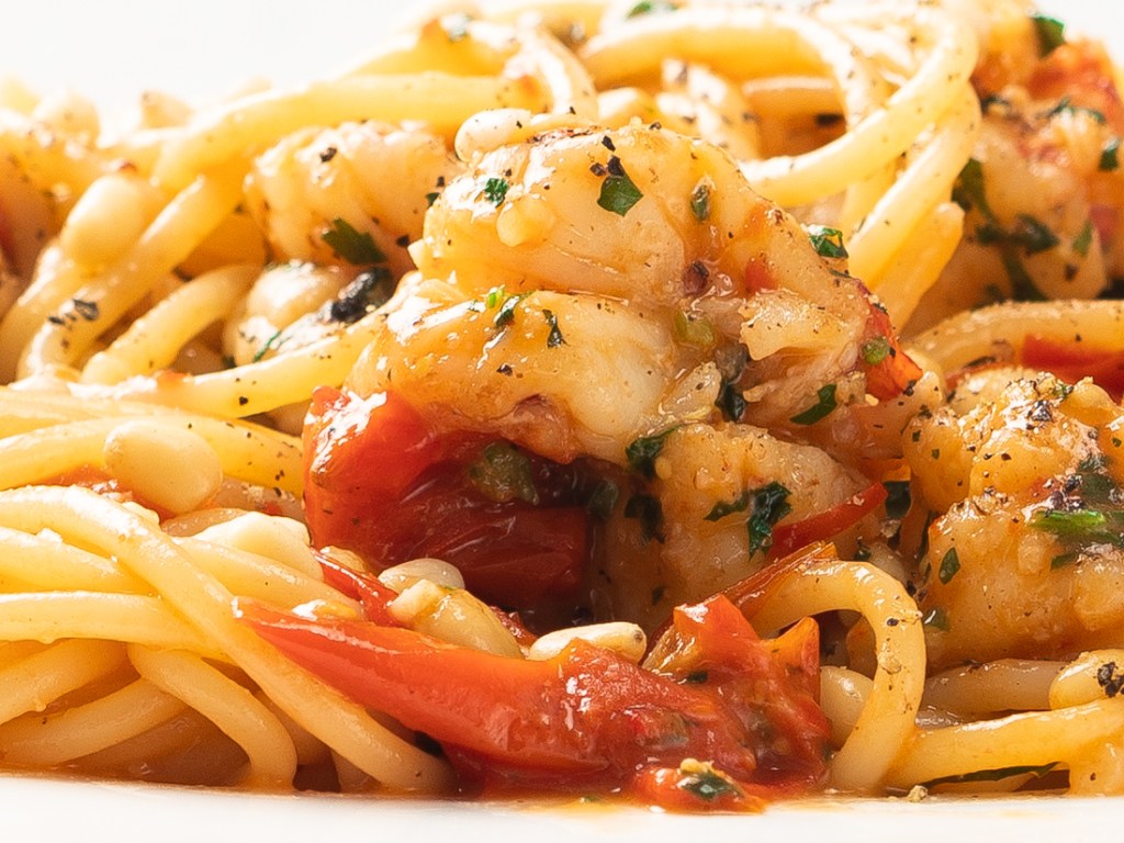 LANGOUSTINE PASTA WITH TOMATOES